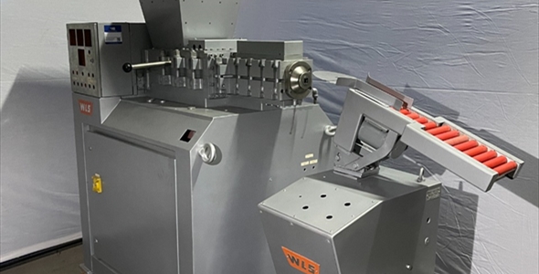 Gabler WLS Triple Screw Gum Extruder and Rolling Conveyor | Processing ...