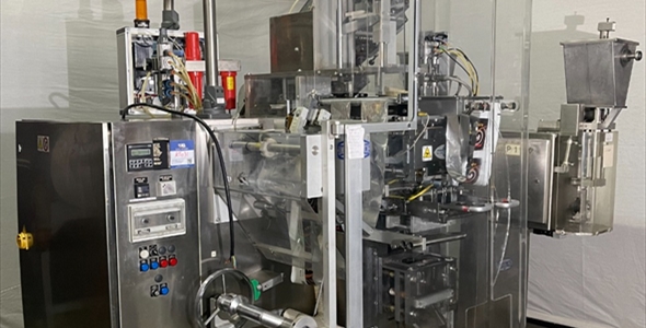 Universal Pack Wet Wipe/Tissue 4 Side Sealing Sachet Machine ...